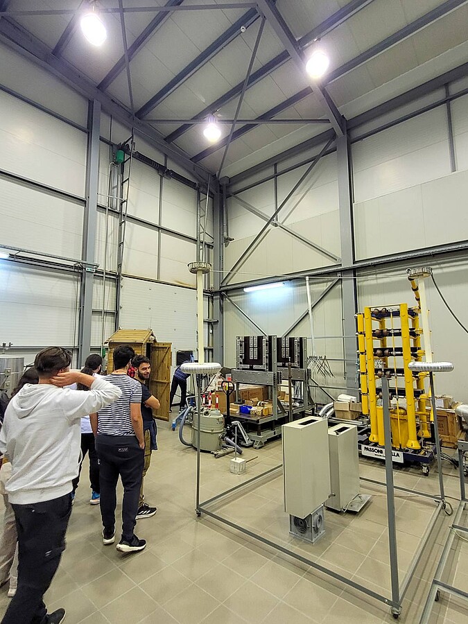 Educational visit of ECE School students to the High Voltage Laboratory ...